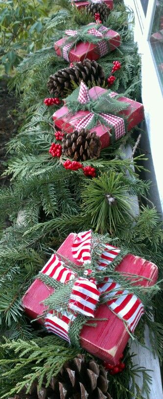 Christmas Boxes Decoration Front Porches - Holidays Blog For You