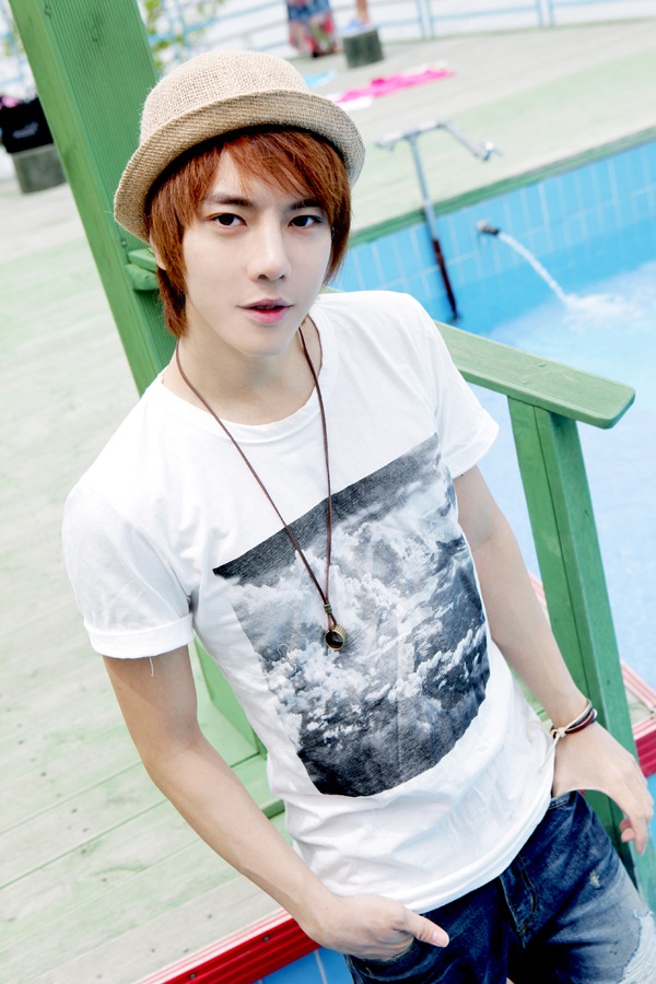 Latin Ulzzang Boy's: Circle Lense y Los Ulzzang's Boy