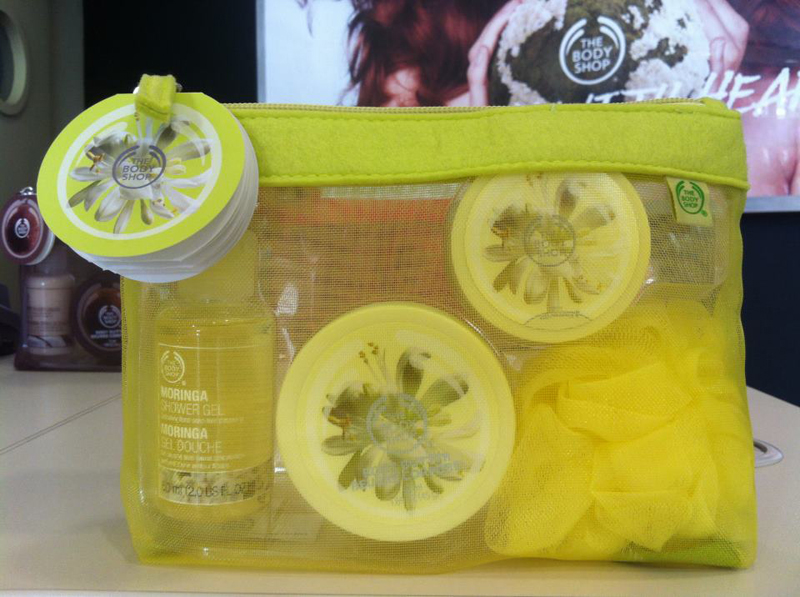 Beautymagnets: The Body Shop Giveaway! Body & Bath sets for 3 winners!
