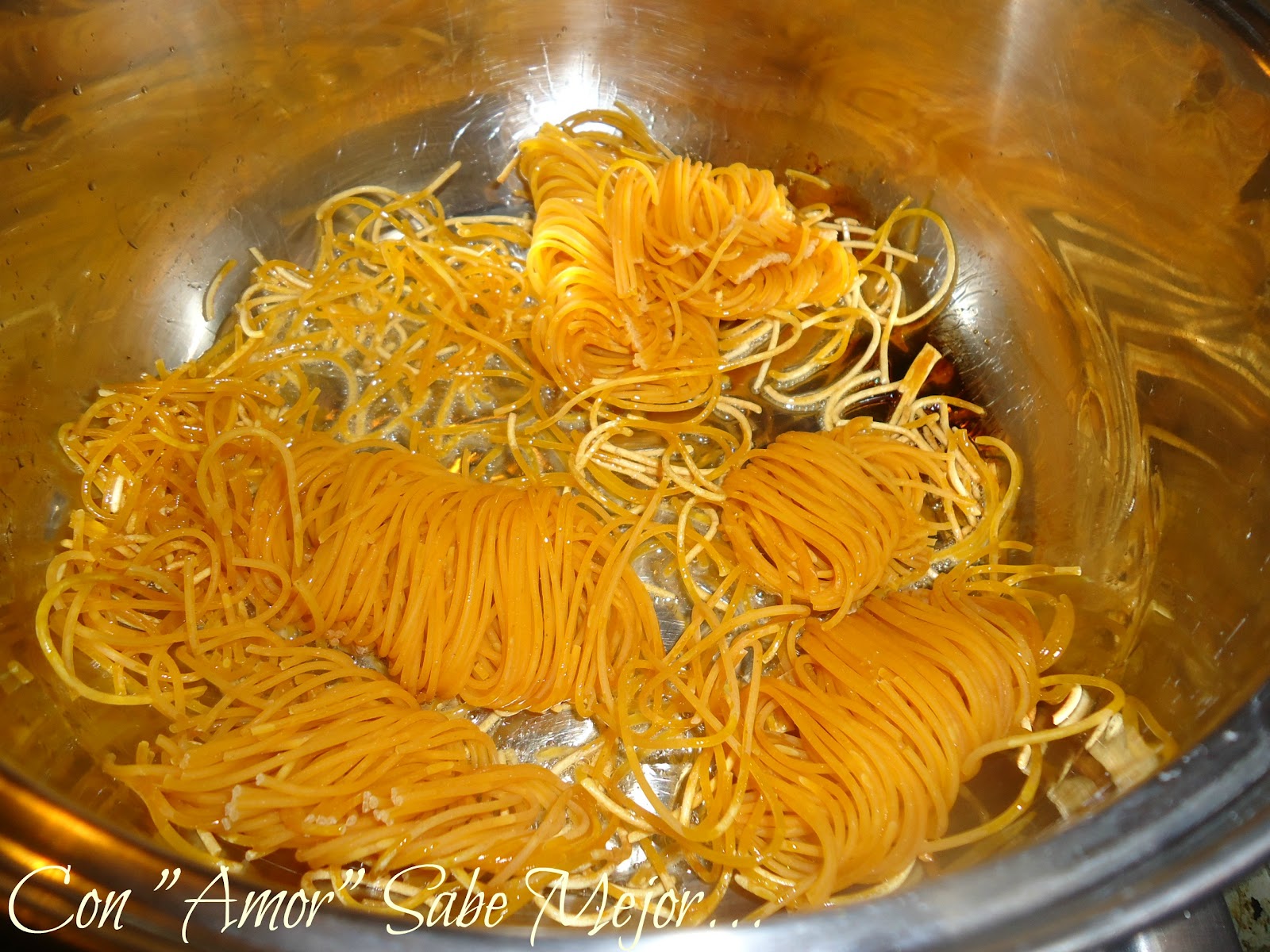 Con "Amor" Sabe Mejor. .: "Sopa de Fideo con Rollitos de Huevo"