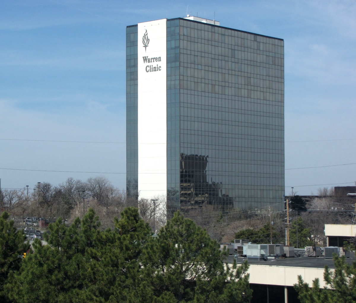 Tulsa Gentleman: Skywatch Friday - Warren Clinic