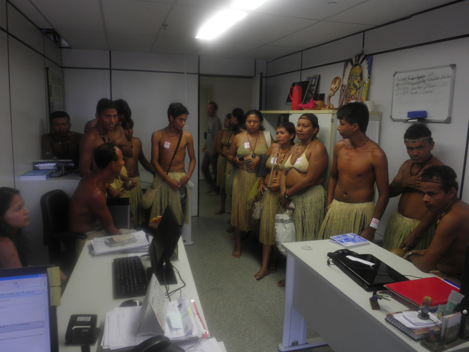 POVO INDIGENA KIRIRI: 01/04/13