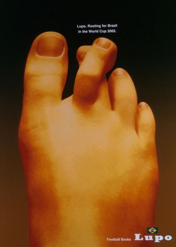 Designs By CK ★: Funny 4 the Day ~ Toes Crossed