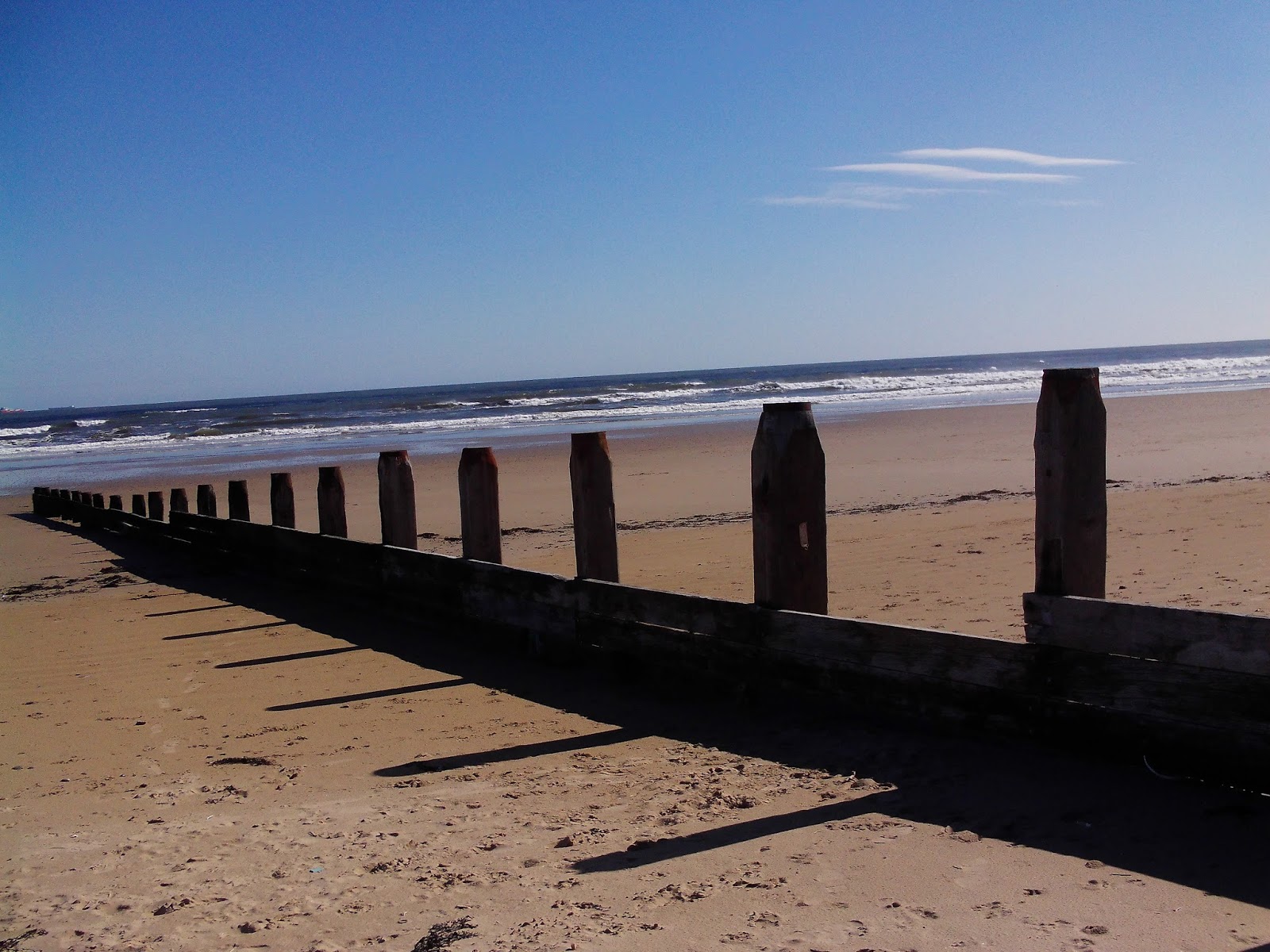 Life's A Beach. The Driftwood Lectures... : REDCAR SEAFRONT TO MARSKE ...