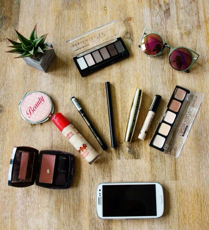 Wanderings through life and fashion.: Everyday Makeup Essentials.