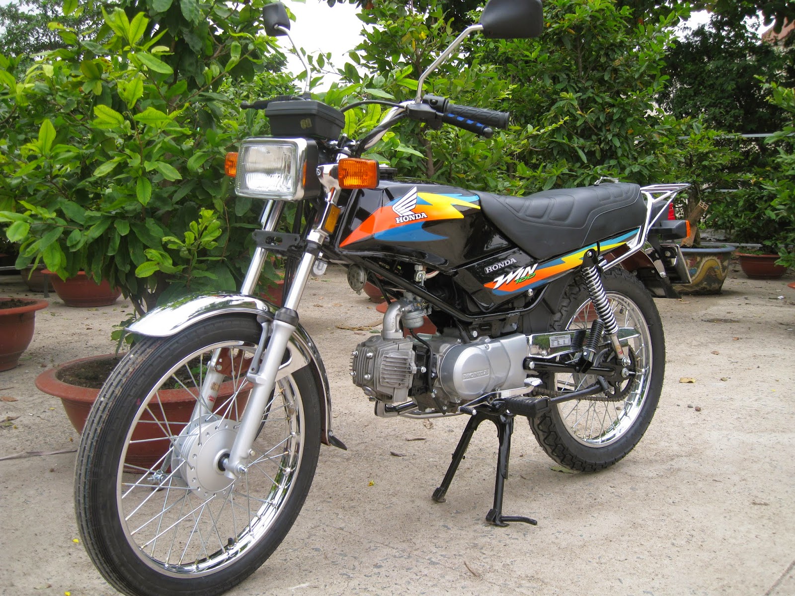 Chuyên bán phụ tùng honda Win nhập từ Indonesia: KIỂU TEM HONDA WIN 2000