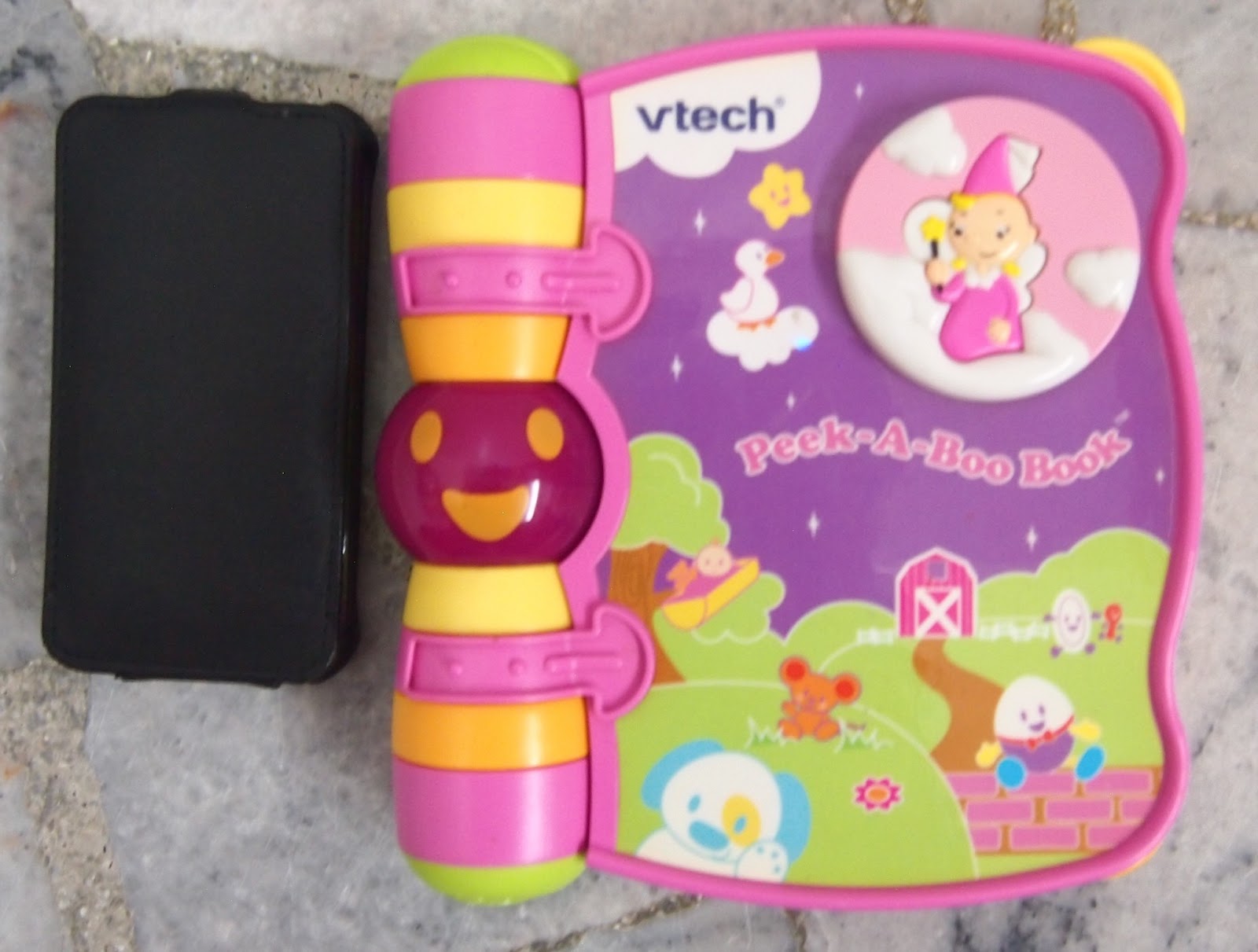 JuaiMurah: Vtech Peek A Boo Book