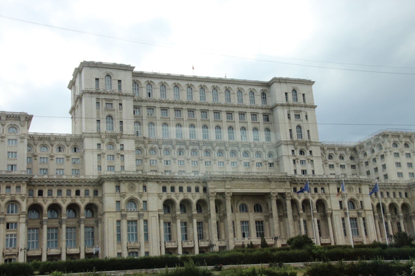 Historia y Genealogía: Casa del Pueblo (Casa Poporului) o Palacio del ...