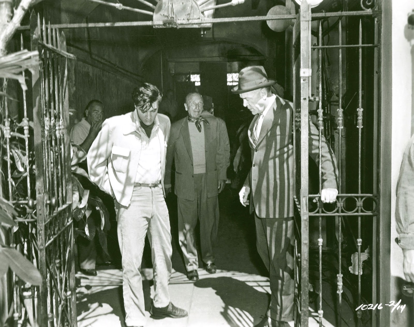 Greenbriar Picture Shows: April 2016