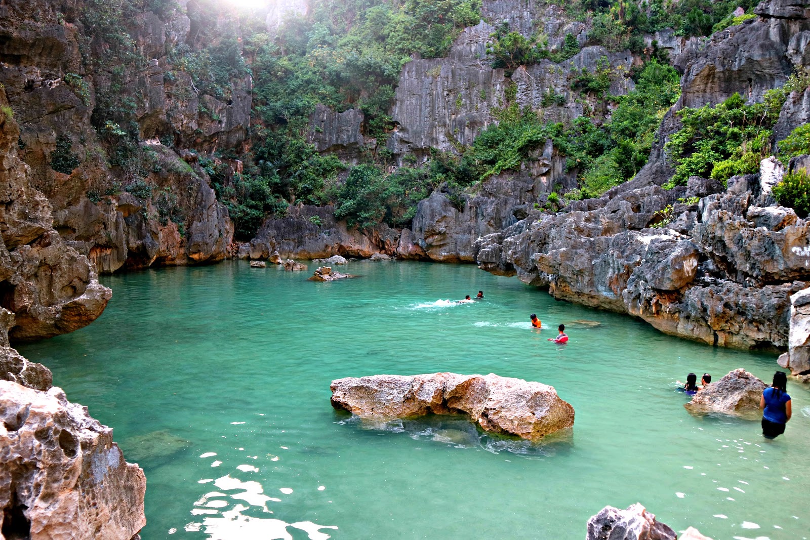 Iloilo: Isla de Gigantes - Living in the Moment