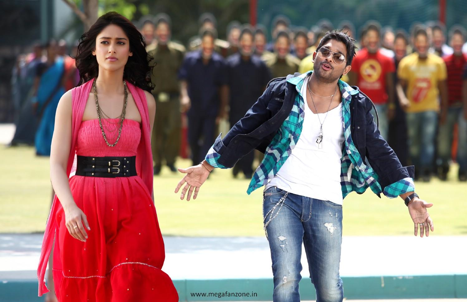 PAWANISM: Allu Arjun - Ileana's "Julayi" Movie New Stills.