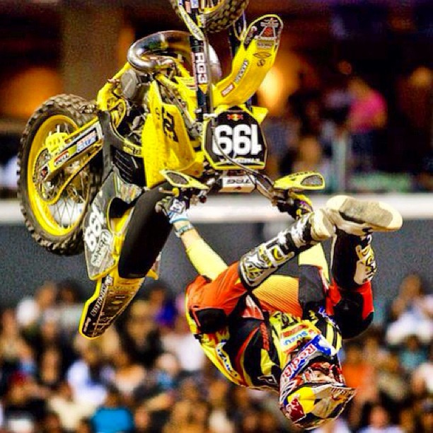 Equipe 67 Mx Fotografia: RONNIE MAC vs TRAVIS PASTRANA