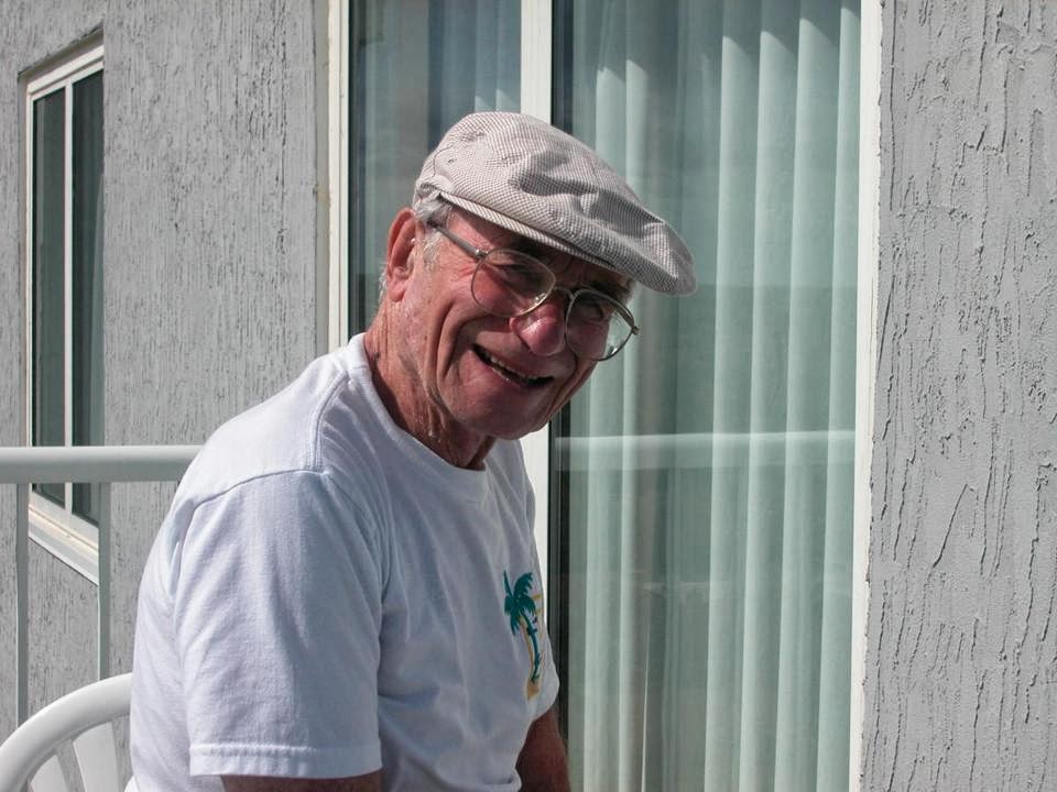 Harry The Librarian: An Inspiring "Hero," a long life well lived.