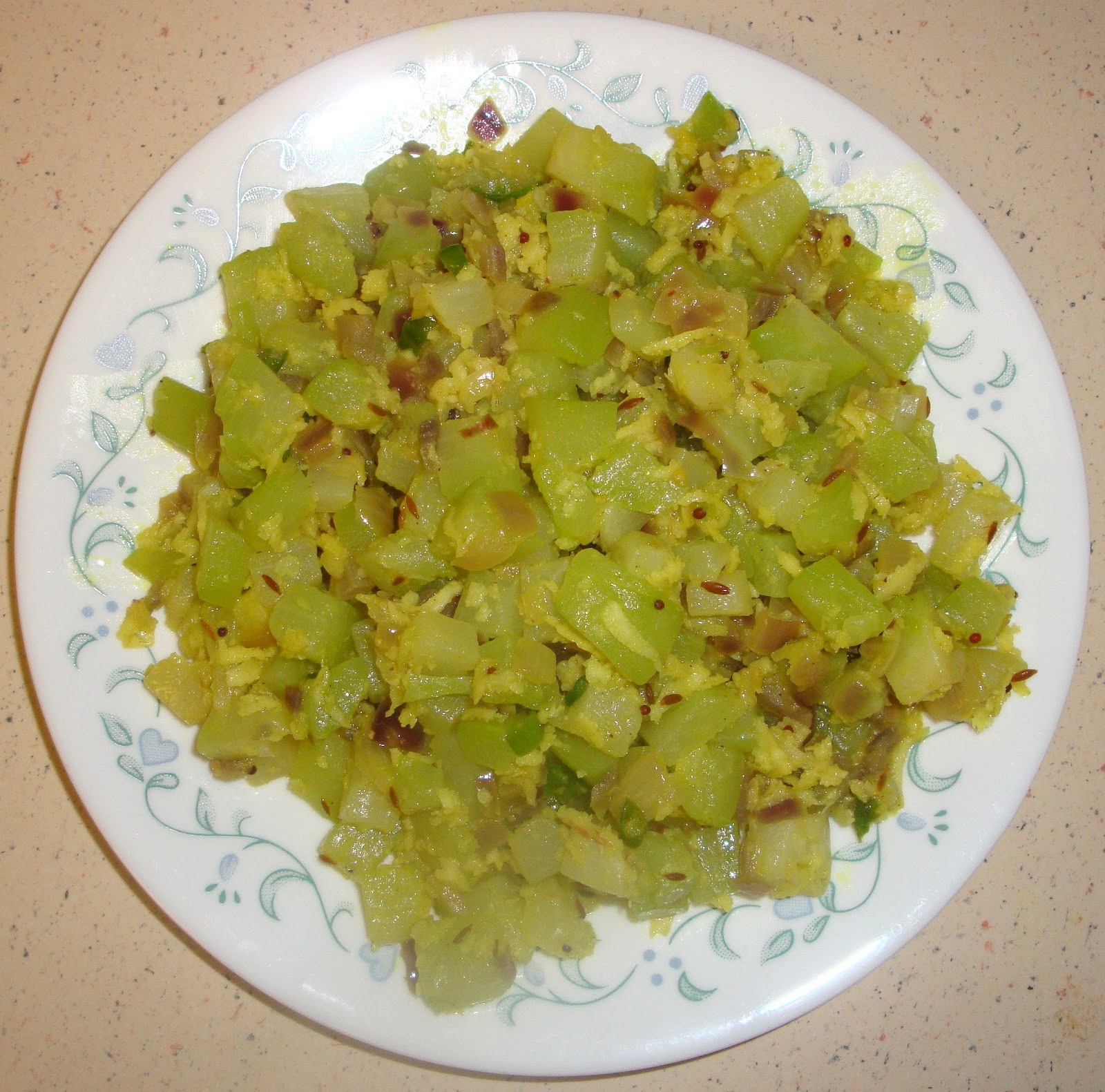 Indian Recipes: Seeme Badane Kaayi Palya (Chayote Squash Sabji)