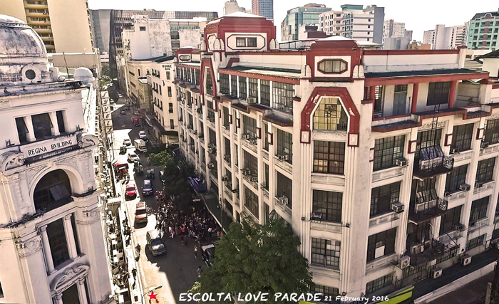 Carlos Celdran's Escolta & Old Manila Walking Tour | Drowning ...