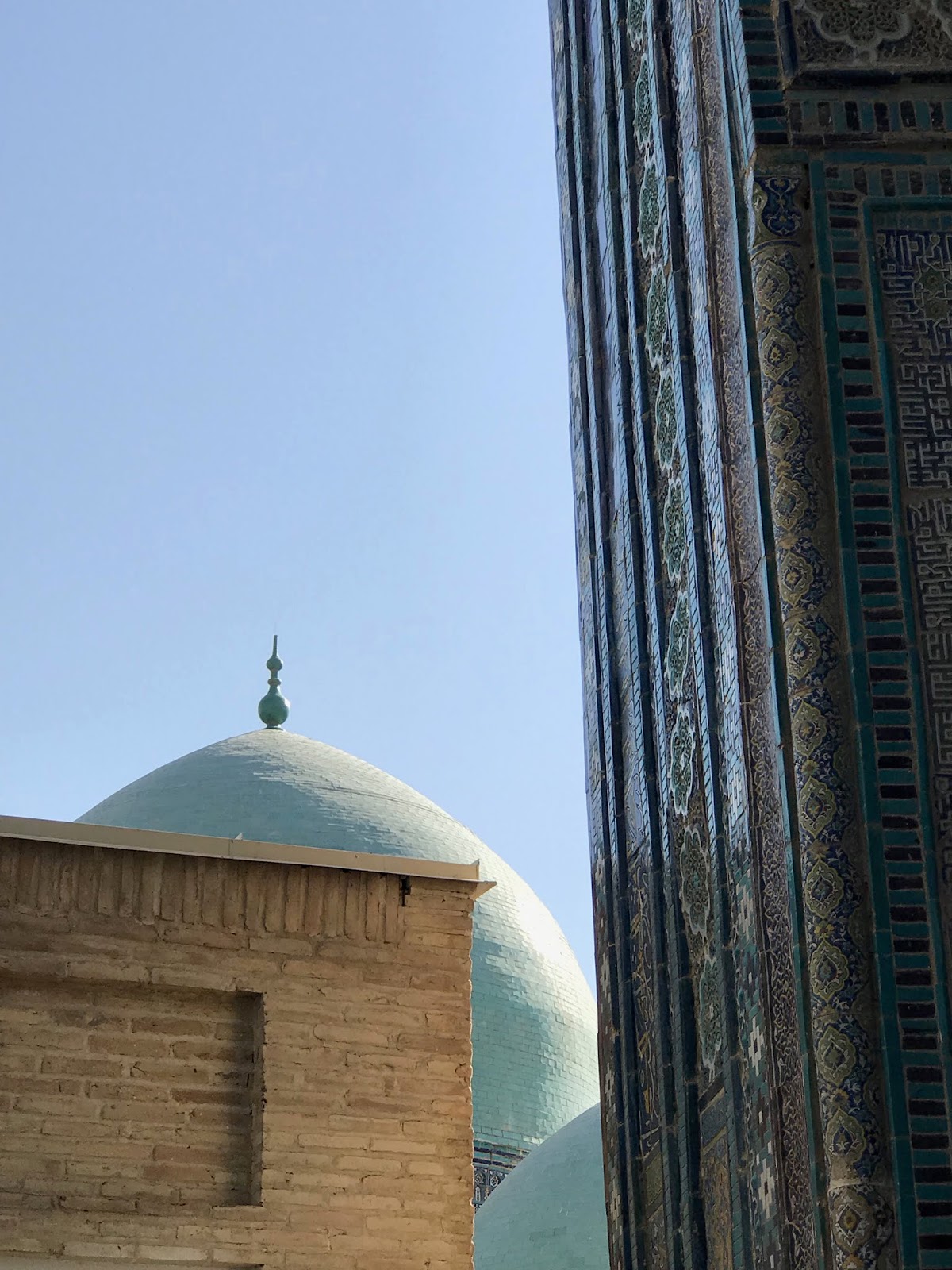 Vilt og vakkert: Shahr-i-Zindar; tenk at jeg kom hit .... til Samarkand!