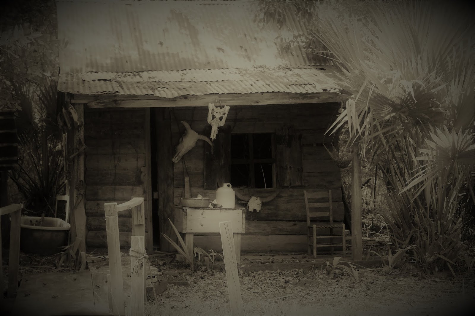 Hollier on da Bayou: Swamp Legends, Voodoo Queen of Manchac Swamp ...