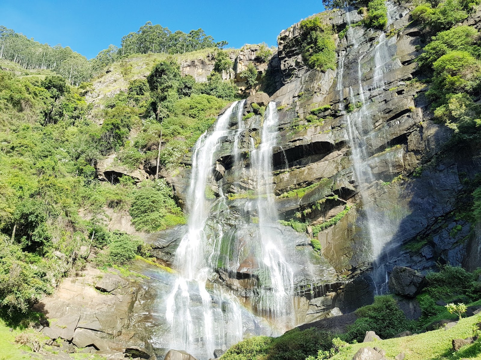 Journey to Bomburu Ella and Kadiyanlena Ella