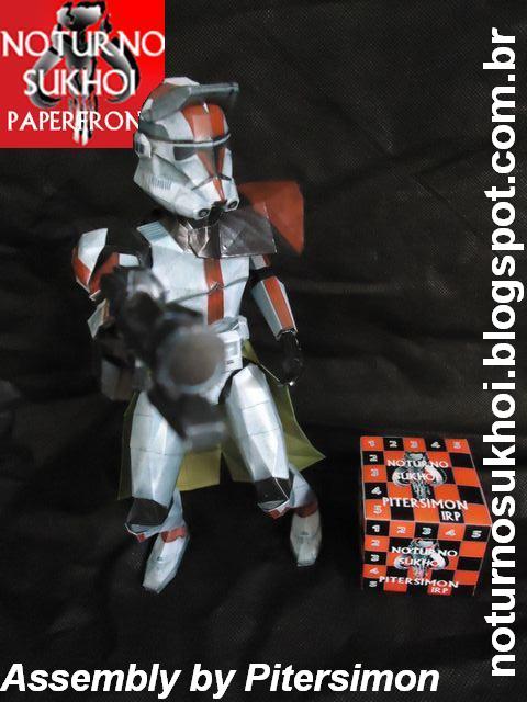Noturno Sukhoi: Star Wars Commander Deviss_Papercraft.