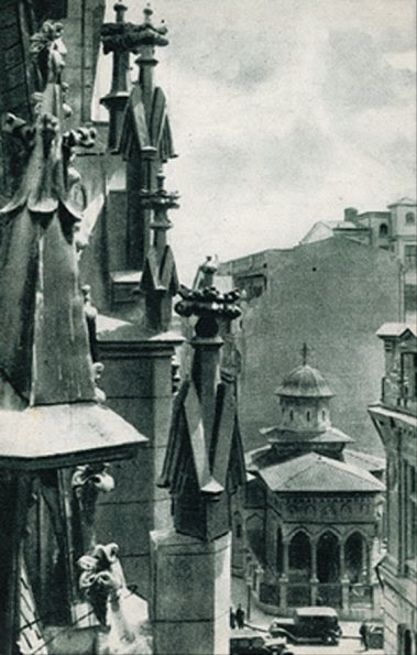 Turist în București: Strada Stavropoleos - Centrul Vechi - Bucuresti