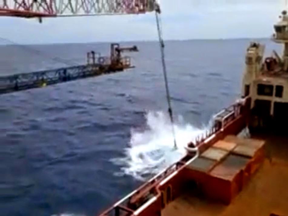 MEC&F Expert Engineers : OVERLOADING LEADS TO CATASTROPHIC FAILURE OF ...