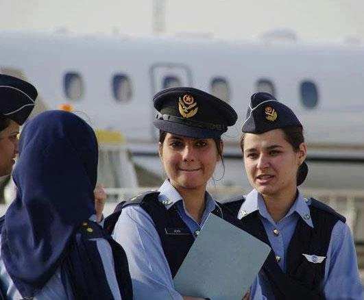Pakistan Air Force Female Officers - All About Pakistan Army, Air Force ...