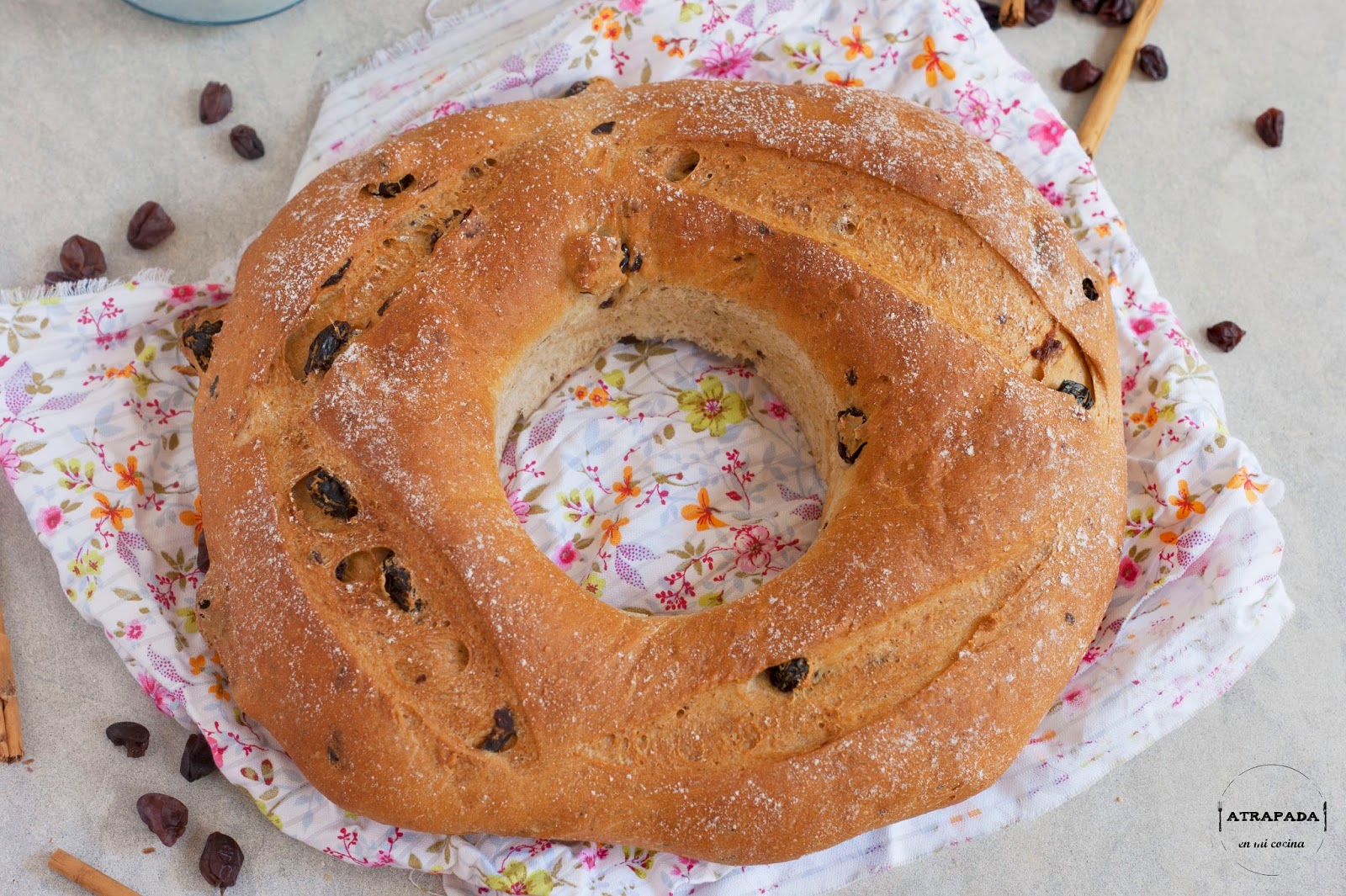 PAN DE PASAS Y CANELA - Atrapada en mi cocina