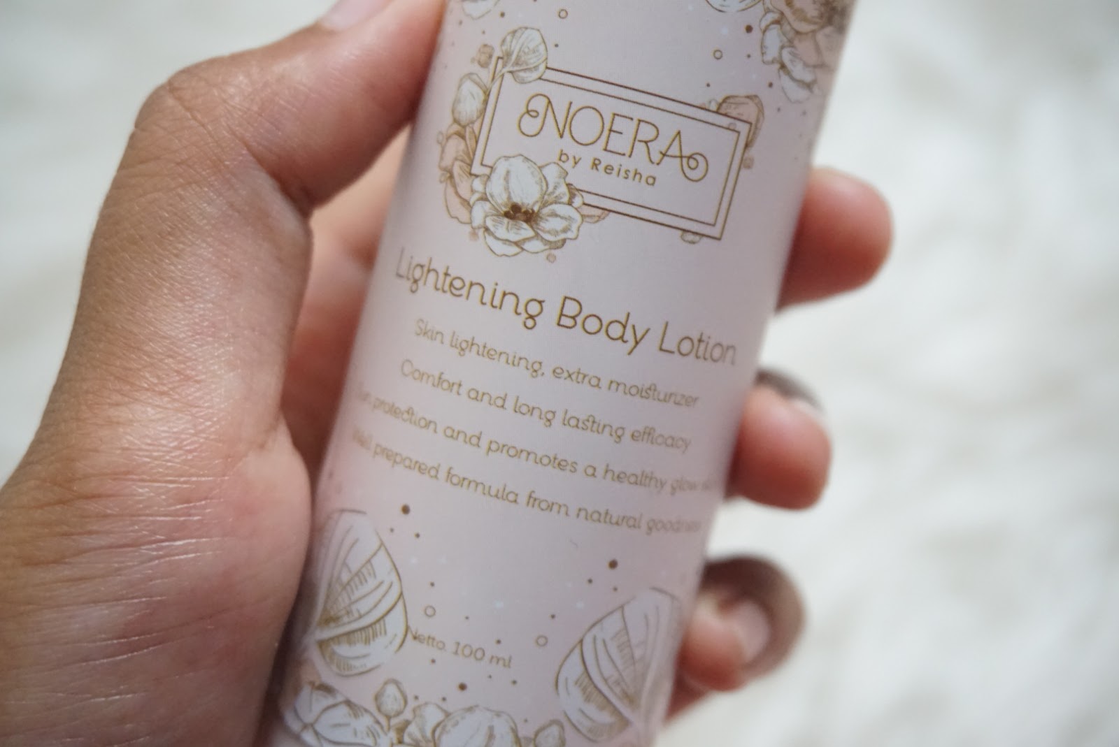 Noera by Reisha Lightening Body Scrub and Lotion - Dessy DYL