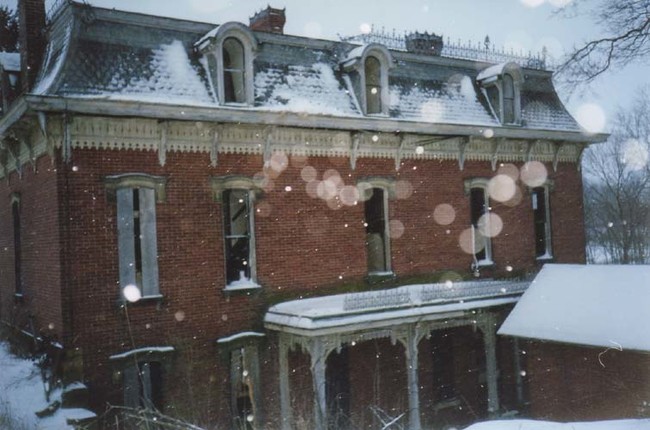 Mudhouse Mansion – The Haunted House in Lancaster - Daily News Blog