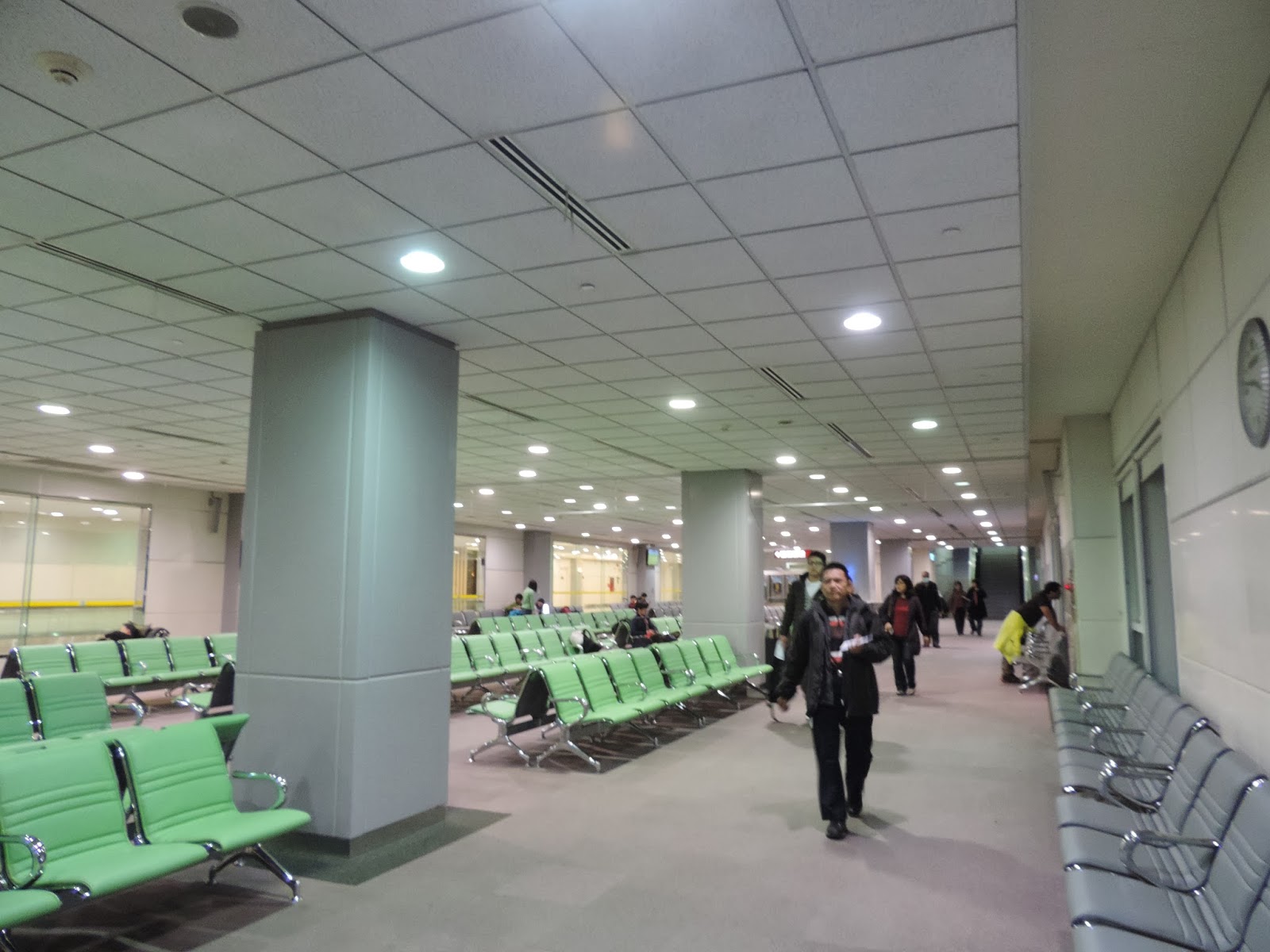 許自己一個飛行的夢: [中華航空] 31 JAN 2014 CI 2106 台北TPE-東京成田NRT 26F