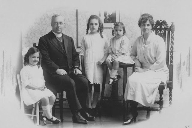 Rev. Leslie S. Macdougall Diaries: Diary Summaries 1921-28 Euroa & Ballarat