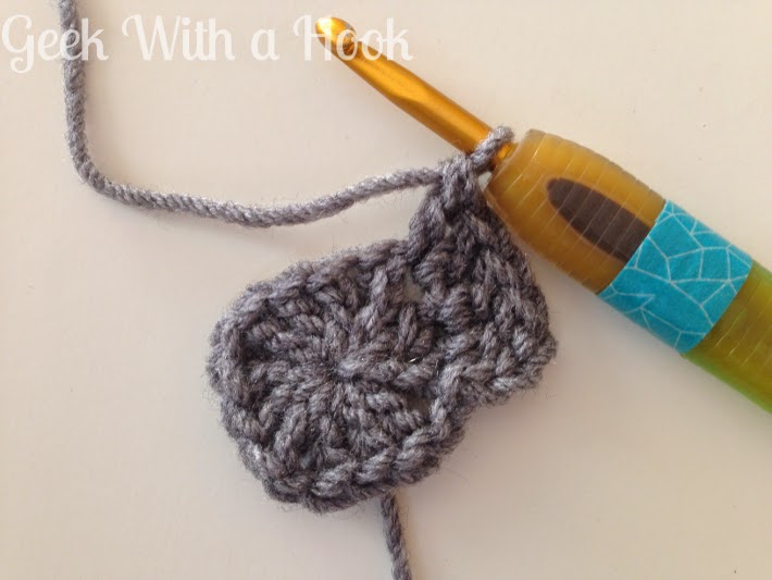 Geek With a Hook: Solid Granny Square Pattern for Pixel Crochet (Right ...