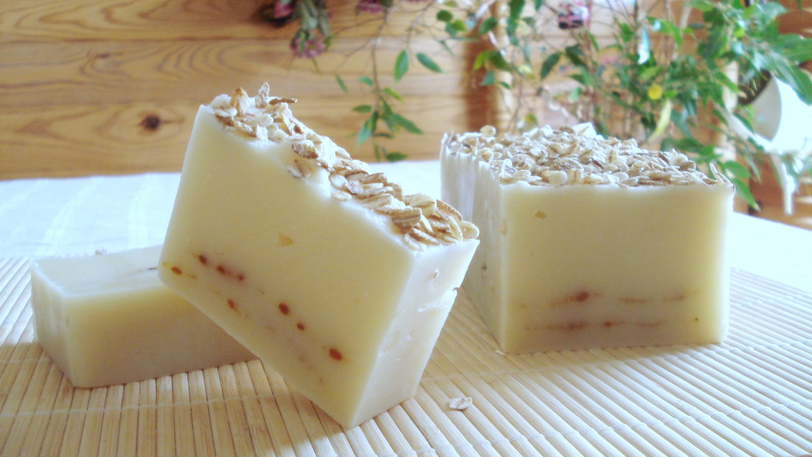 Jabones naturales Rosita Lancellotti: Jabón y crema natural de avena y miel