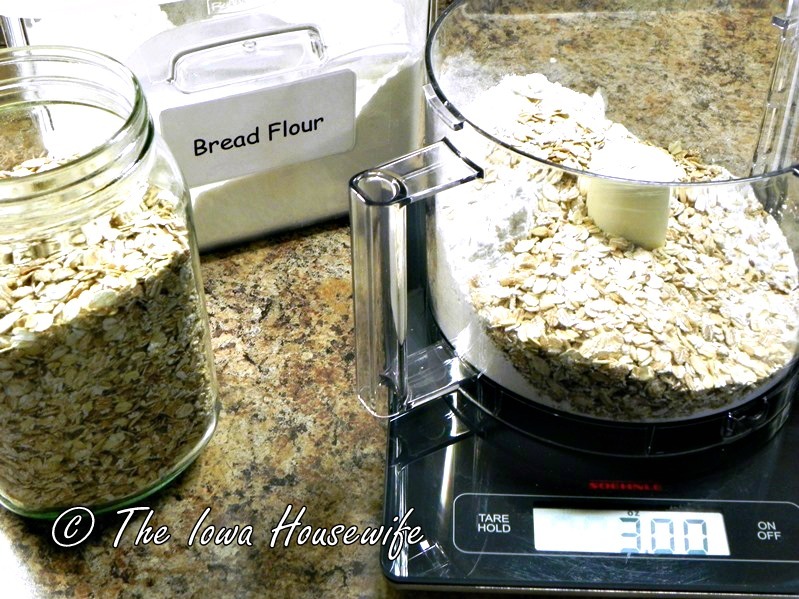 The Iowa Housewife: Weighing Ingredients for Recipes