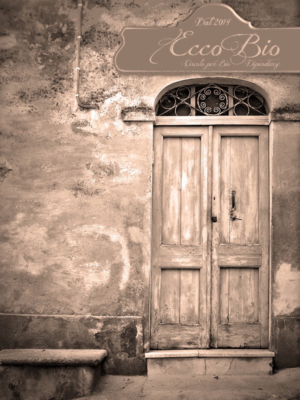 ECCO BIO: Dramatis Personae