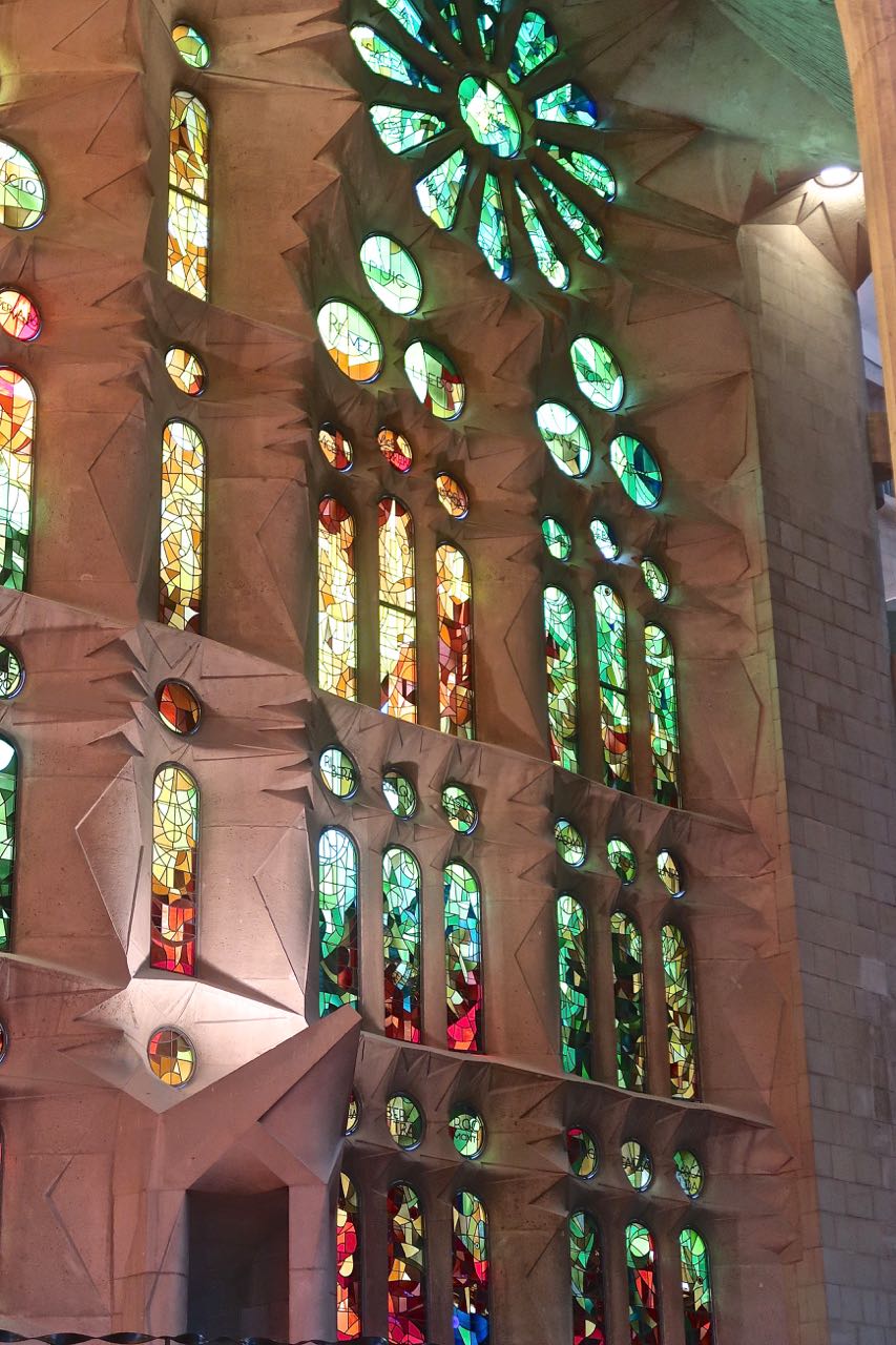 Scrumpdillyicious: Antoni Gaudí: Catalan Modernism in Barcelona