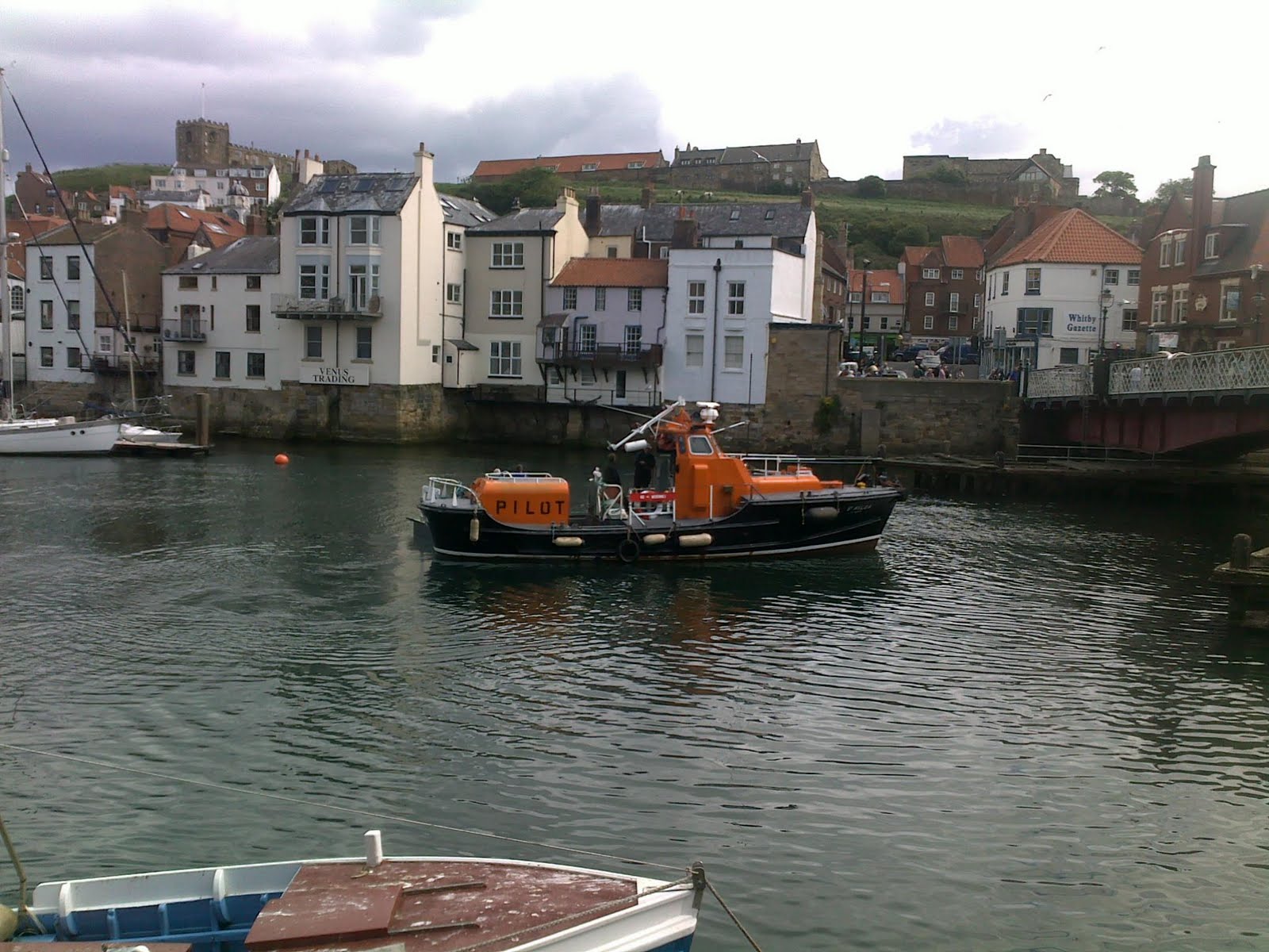 Photo's from my 'phone: Whitby Boat Action