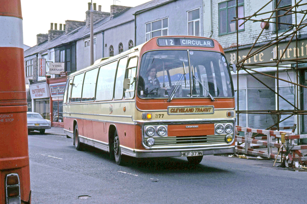 Wonderful Pictures of Buses in England From Between the 1970s and '80s ...