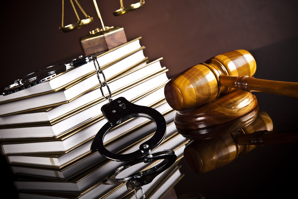 How To Choose Your Criminal Defense Attorney - Deputy & Mizell