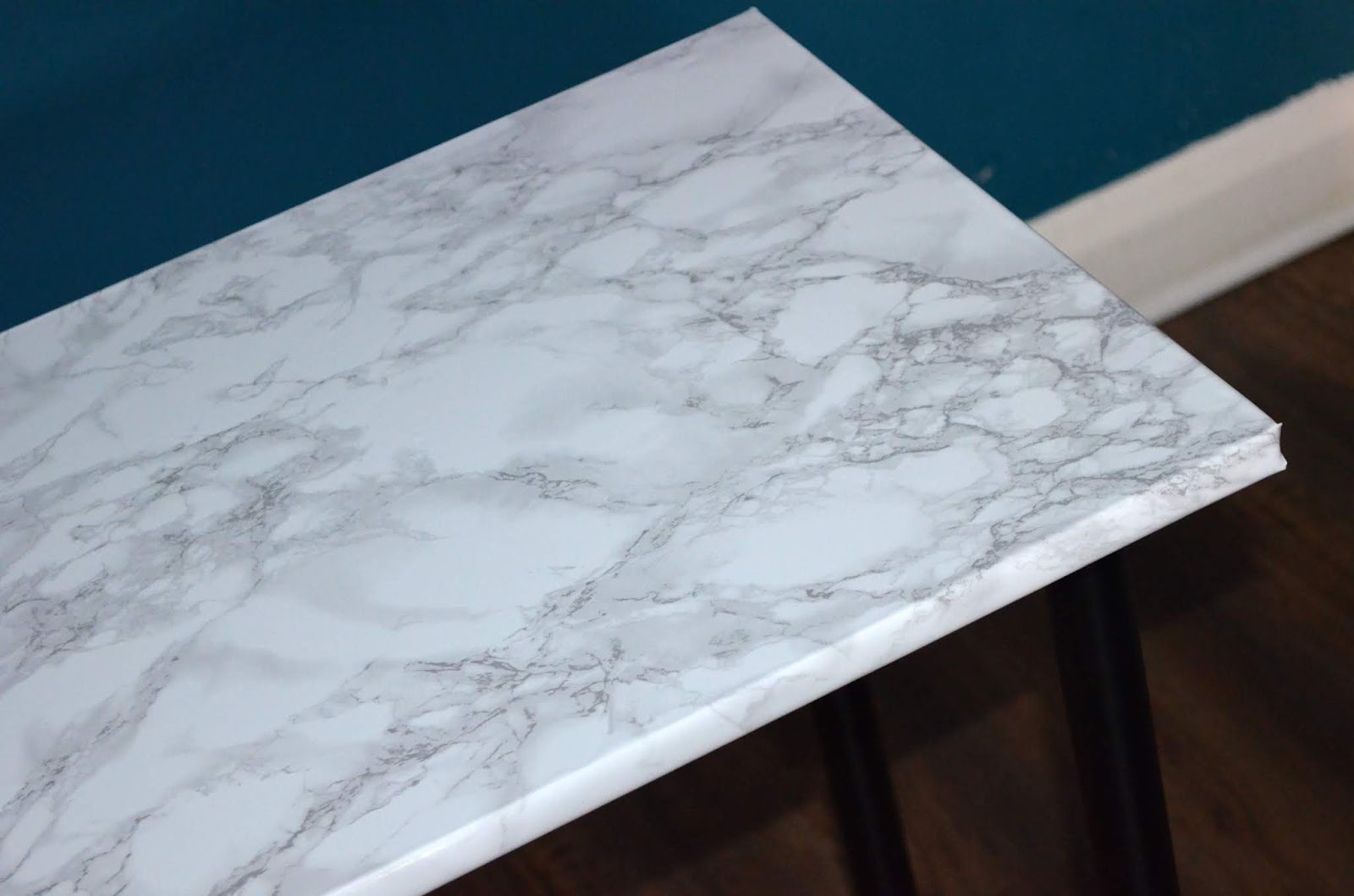 Curiouser and Curiouser...: DIY // how to make a marble table