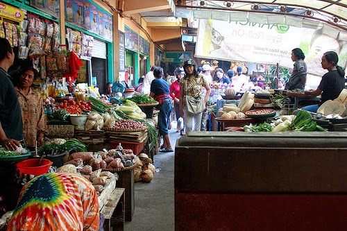 go for a walk: Pasar Senggol Kreneng, Denpasar Bali