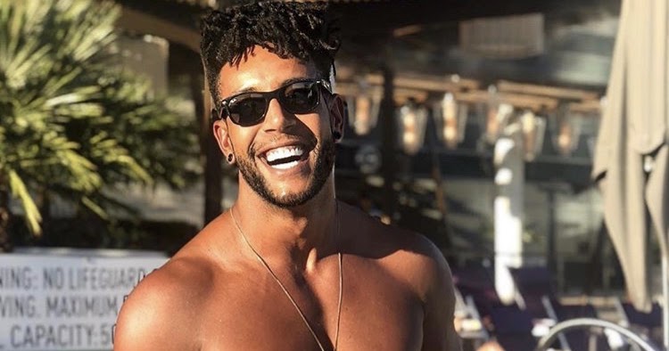 Speedo Musings: Yellow Speedo