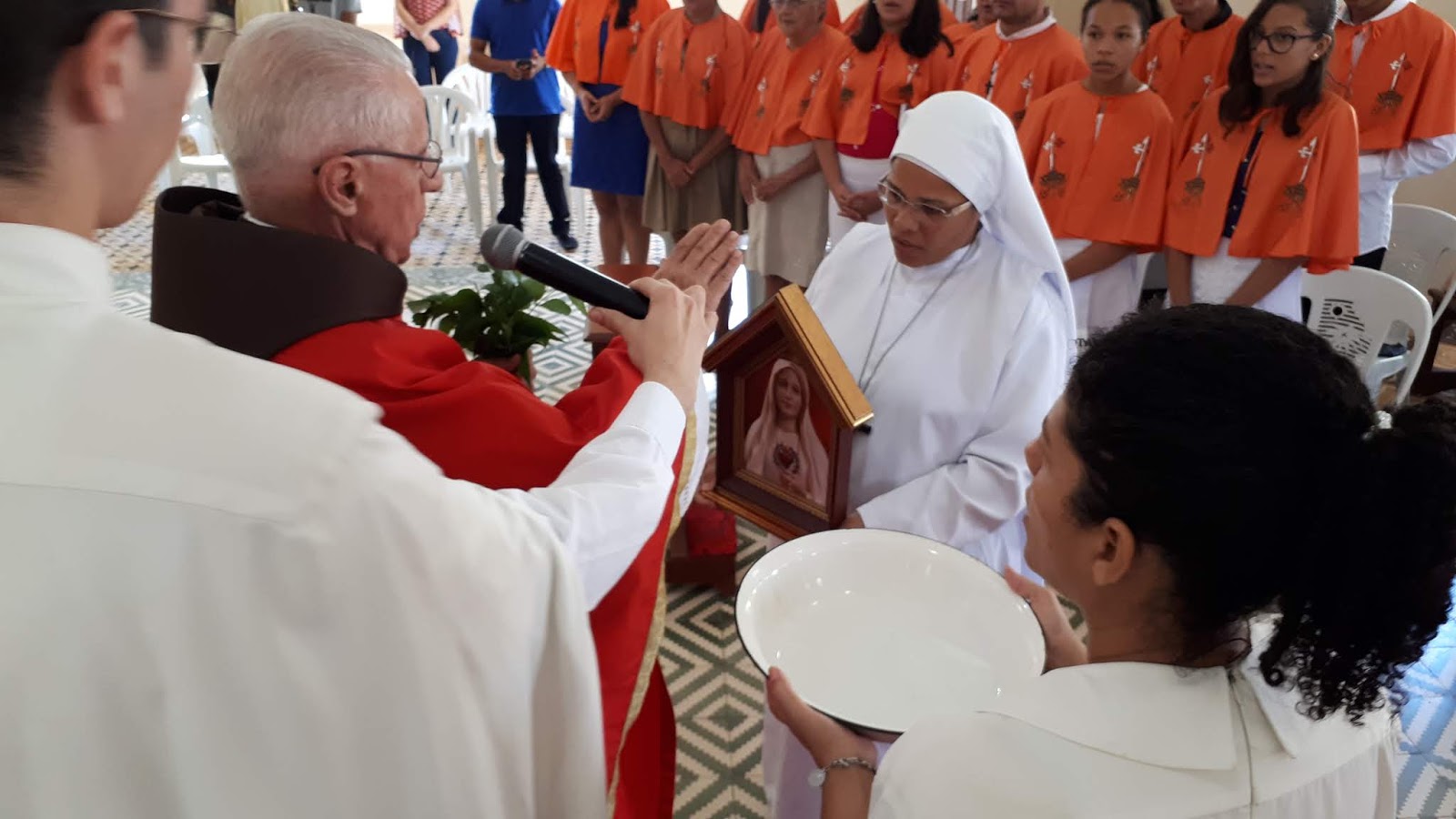 Arautos Fortaleza: Consagração a Nossa Senhora