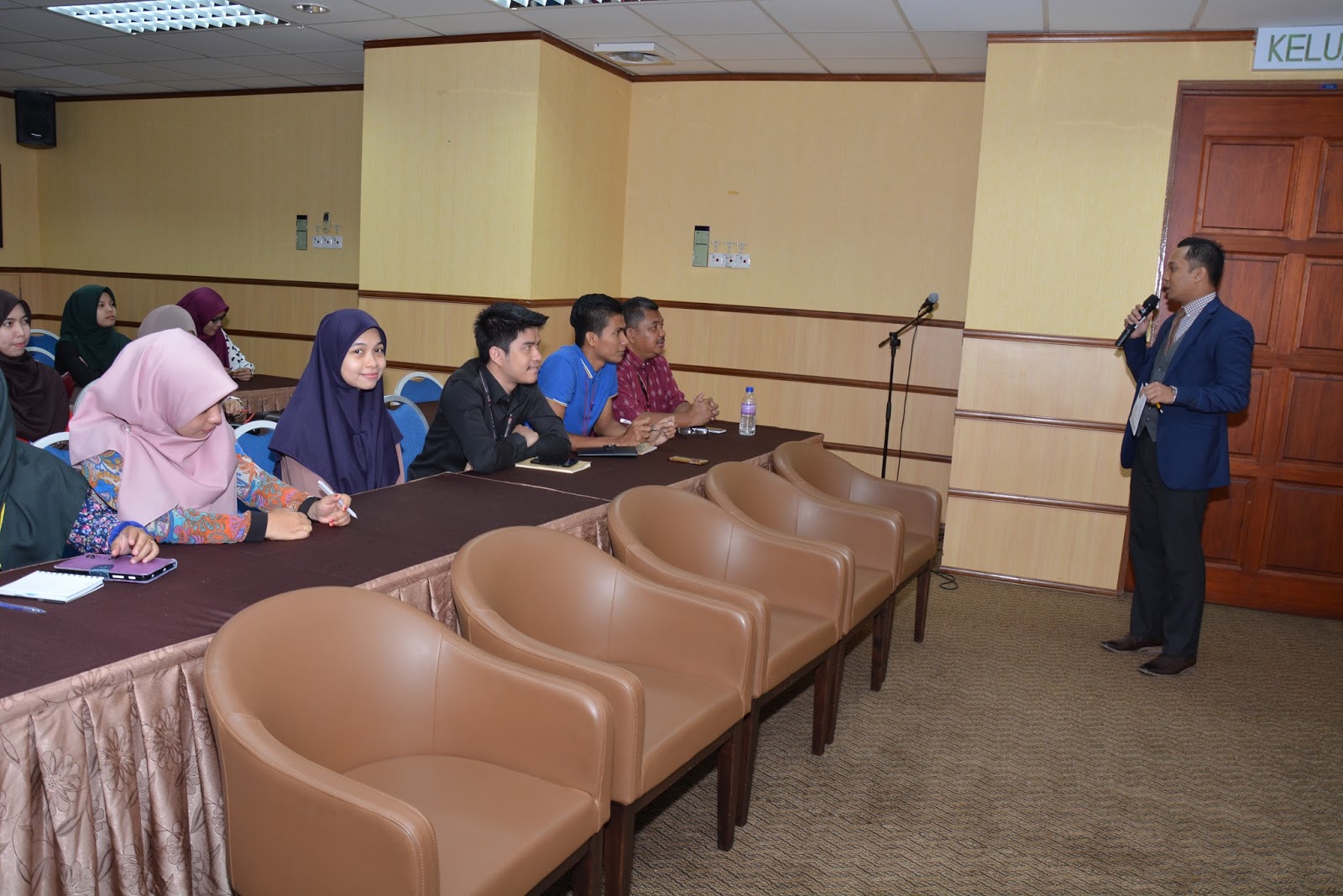 Lawatan pelajar Akademik Pengurusan Perpustakaan UiTM Puncak Perdana ke ...