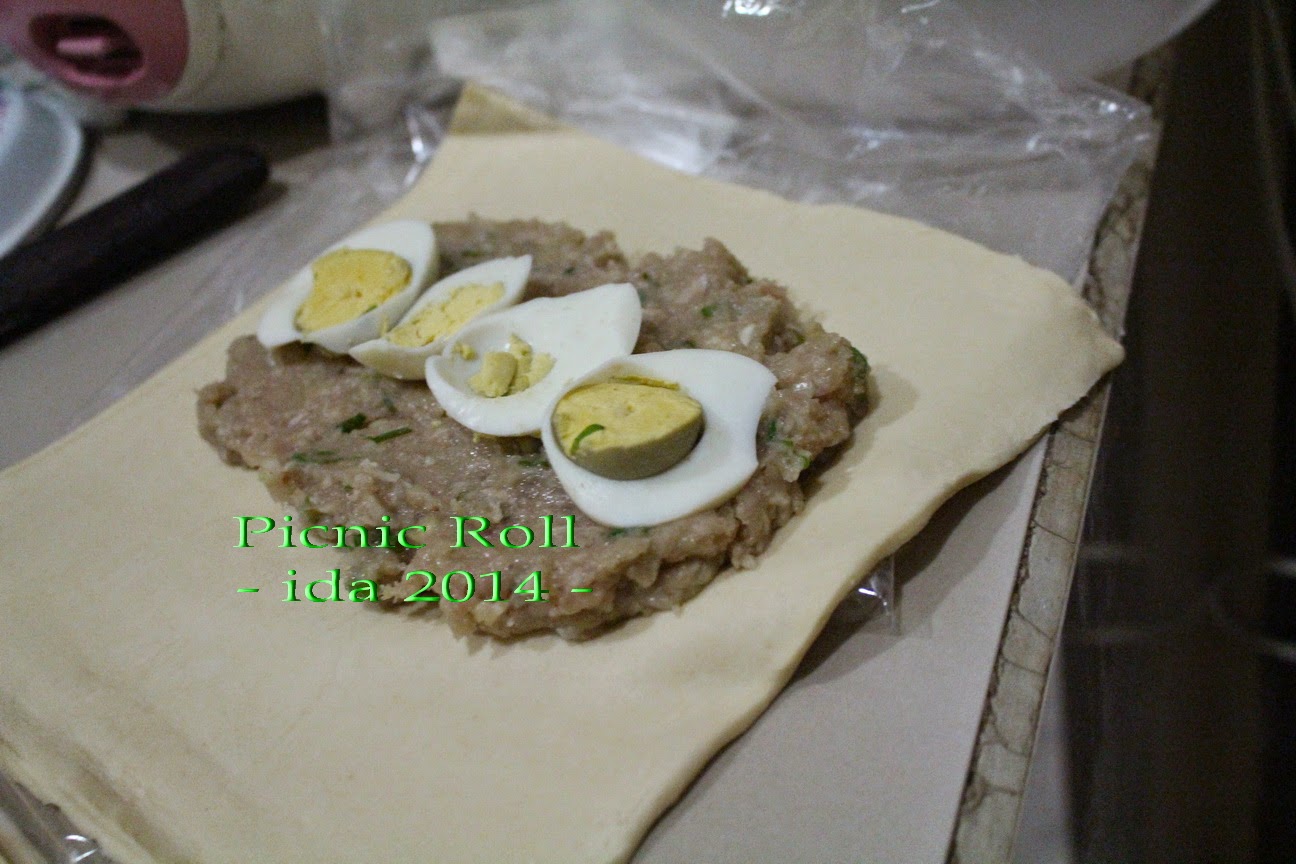 Dapur Dheadhena: Picnic Roll, yang gak harus piknik dulu untuk menyantapnya