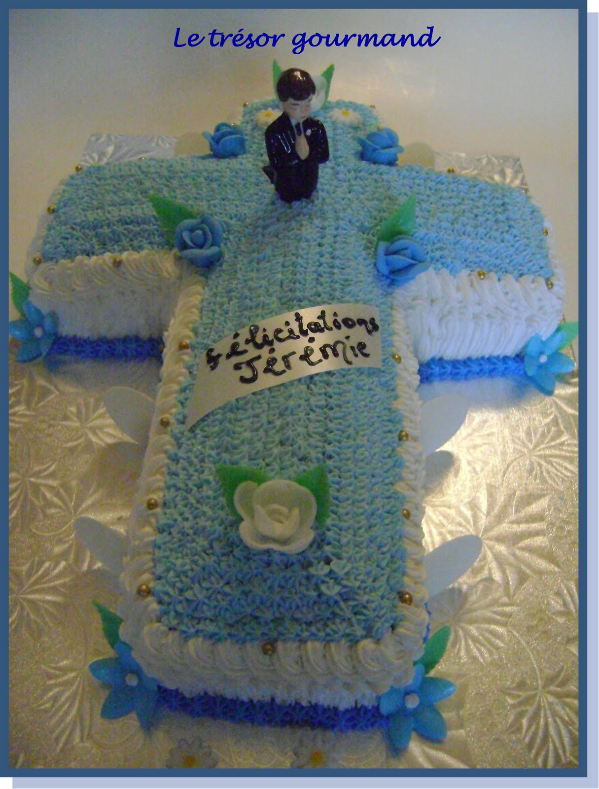 LE TRÉSOR GOURMAND: GÂTEAU DE PREMIÈRE COMMUNION