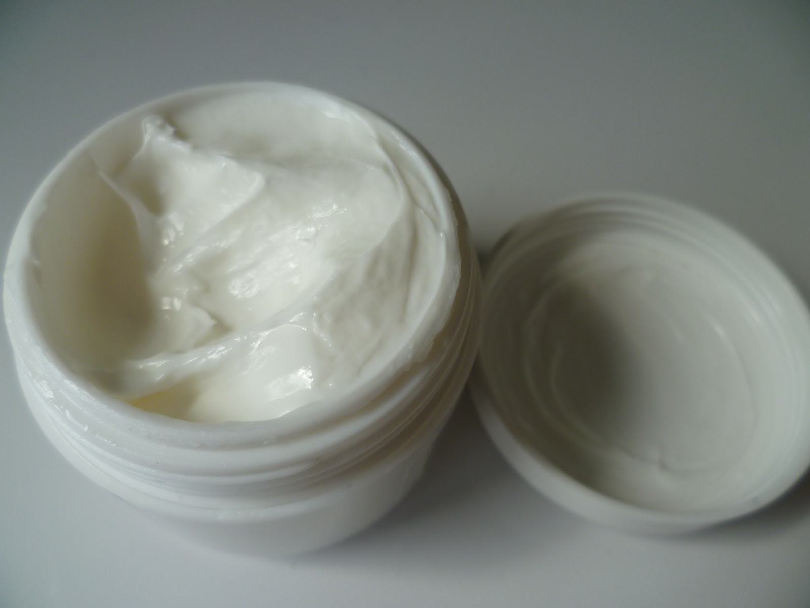 REVIEW: Vita-E Natural Vitamin E Cream - Futures