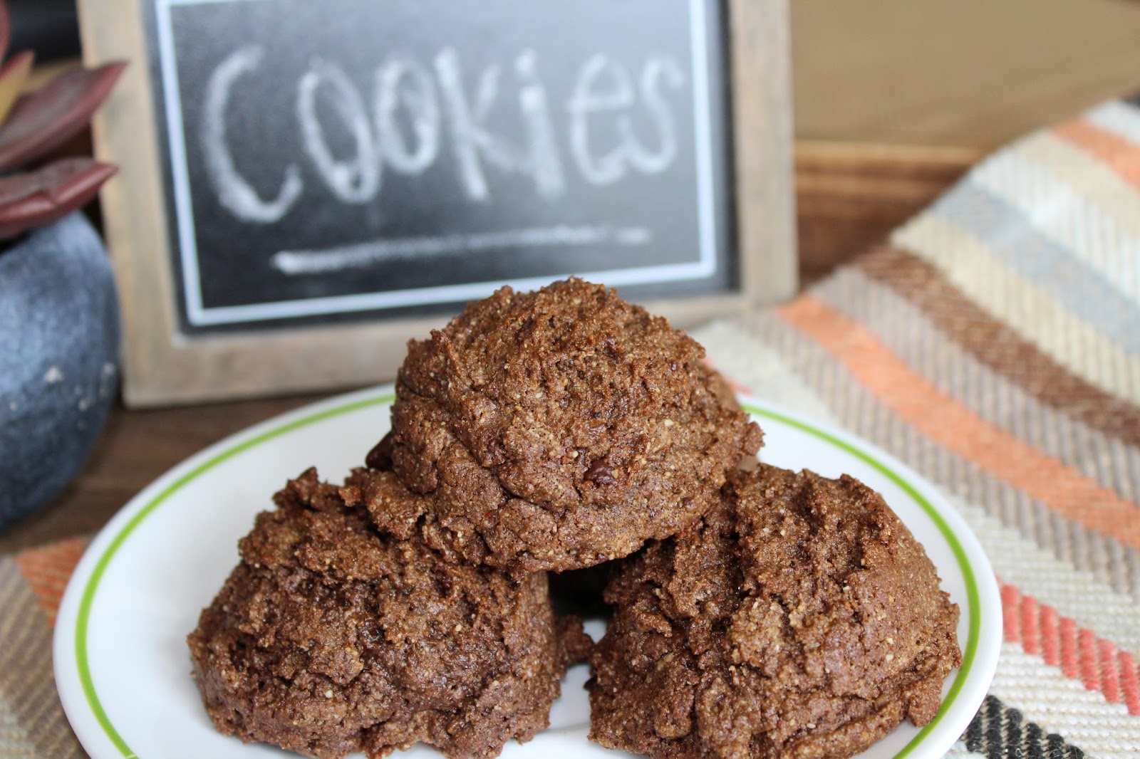 The Sweet Life: Diary of a Health Nut: {Vitamin Chocolate Cookies}