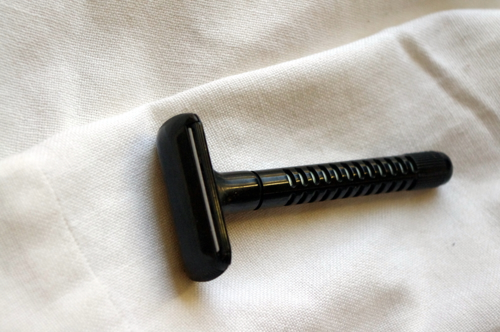 Why You Should Switch To Safety Razors - Venusian*Glow