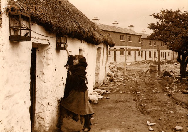 Fadó Fadó: Irish Memory: Old And New Claddagh (1931)
